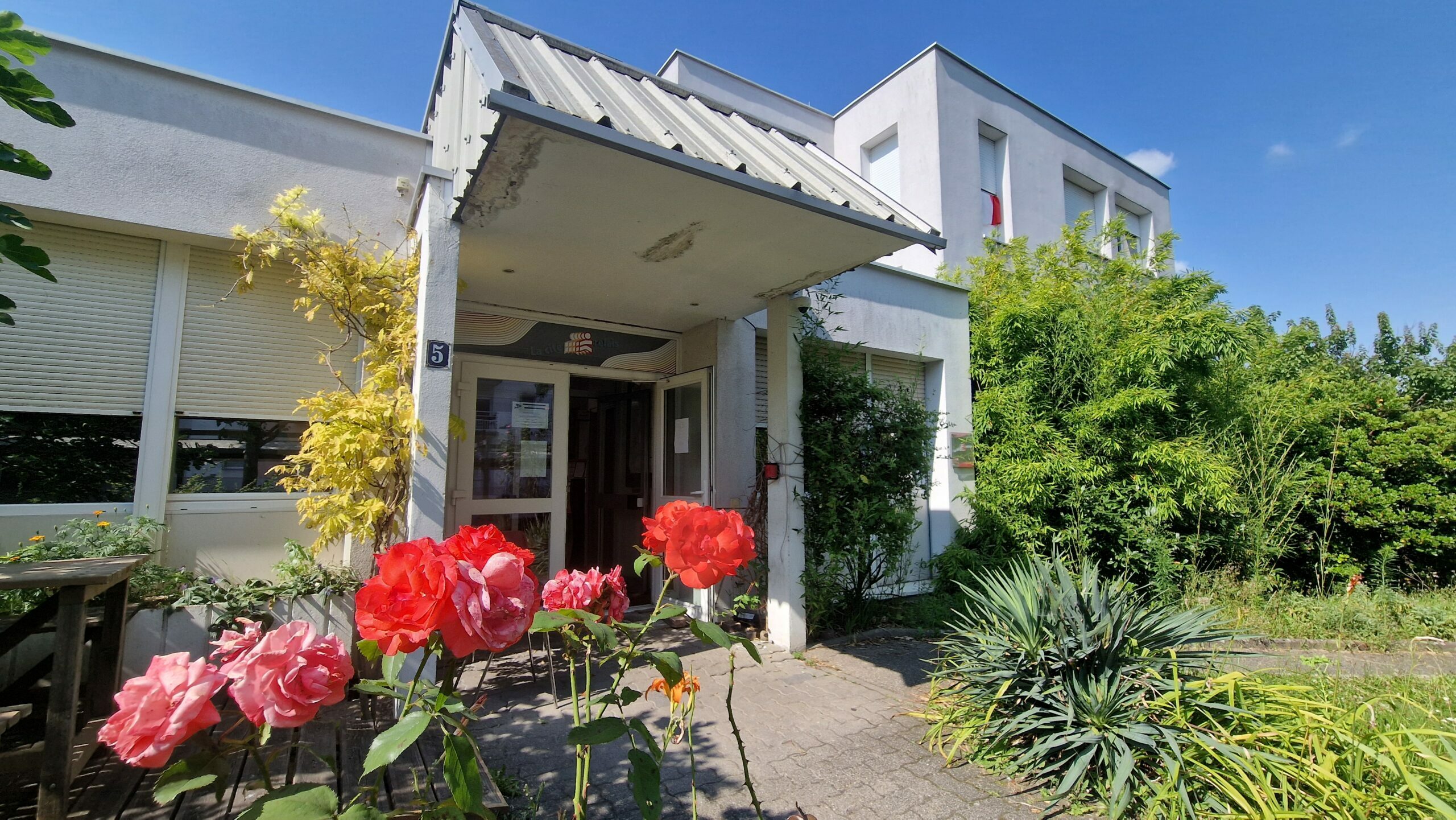 Le Centre d'Hébergement et de Réinsertion Sociale (CHRS) - Fédération ...